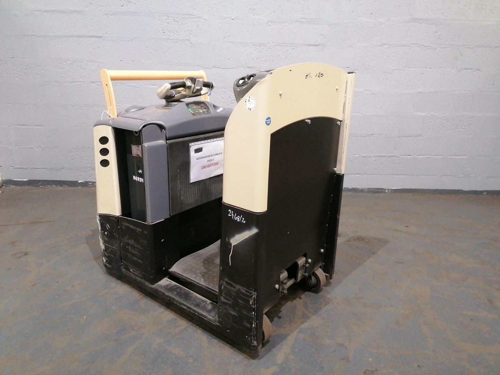 Tracteur industriel Crown TC3000 d'occasion en vente sur CAPM Europe